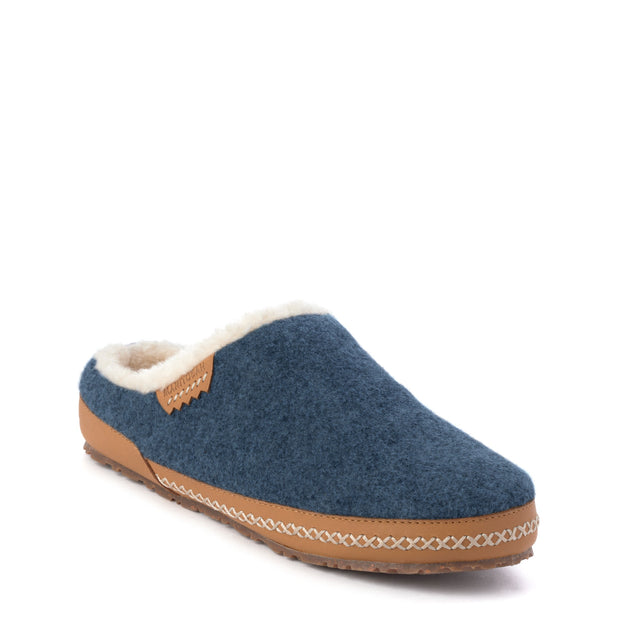 Women's Indoor Slippers | Manitobah | Walk With Us