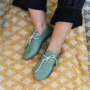 Modern Moccasin Manitobah USA